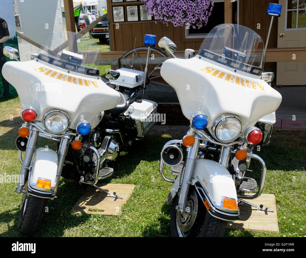 Police motorcycles hi-res stock photography and images - Alamy
