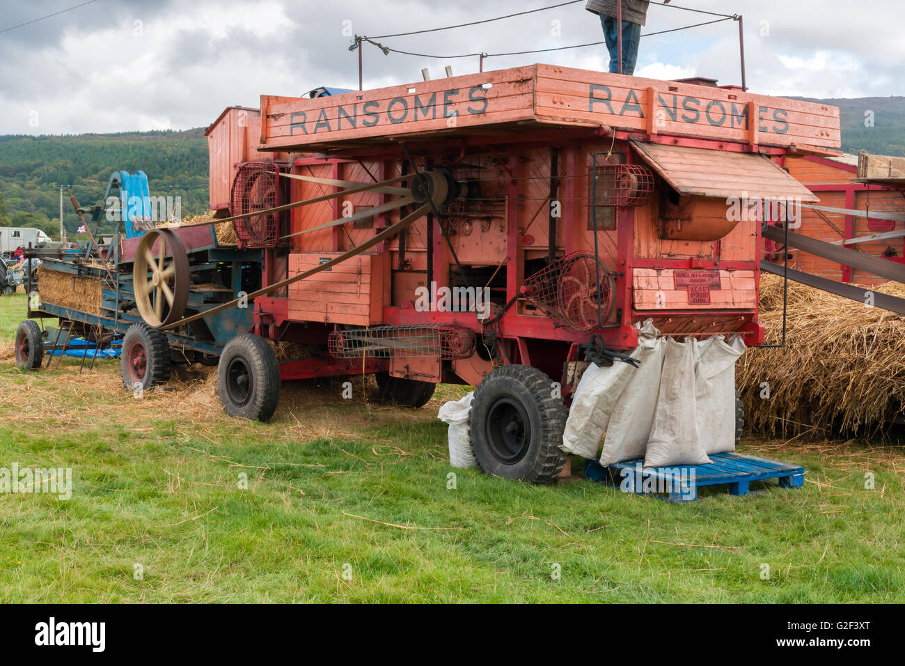 Ransomes Threshing Machine at a vintage vehicle and steam rally in ...