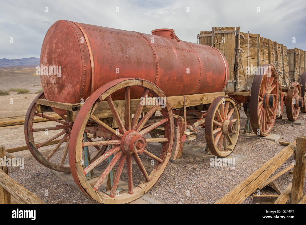 Water tank car hi-res stock photography and images - Alamy