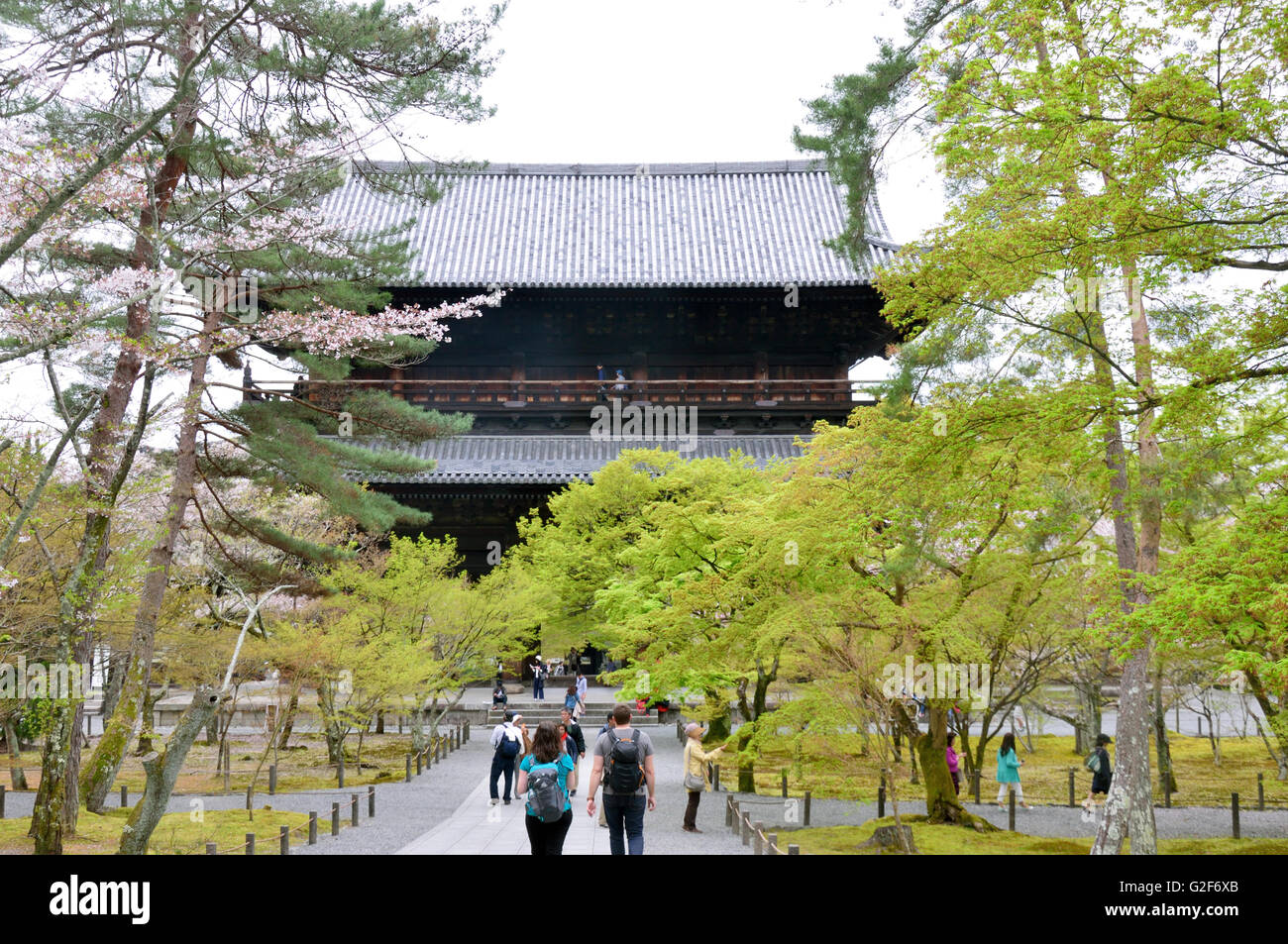 Sanmon Gate, Nanzenji Temple Stock Photo - Alamy