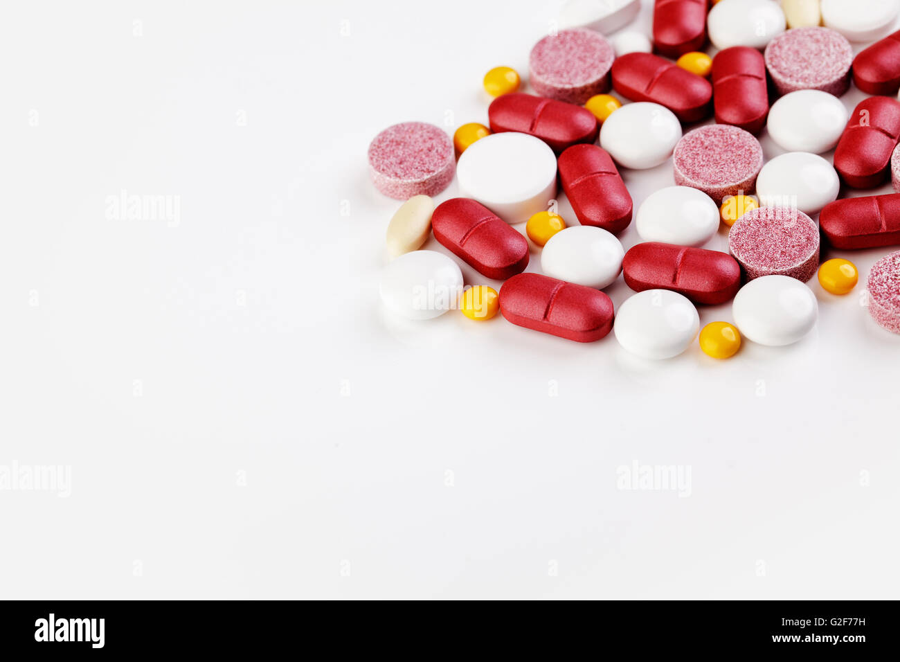 Pills in different shapes hi-res stock photography and images - Alamy