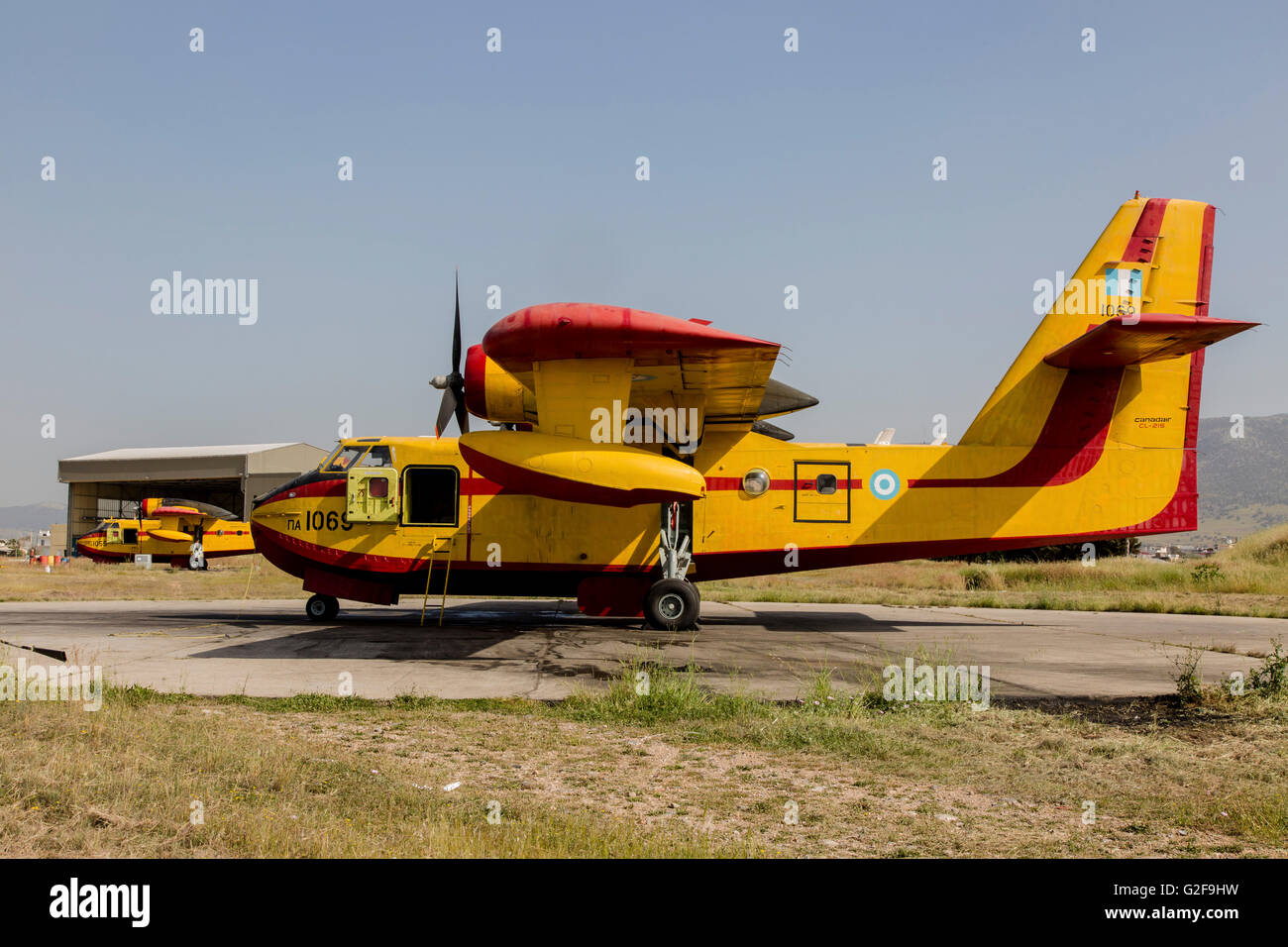 Canadair cl 215 hi-res stock photography and images - Alamy