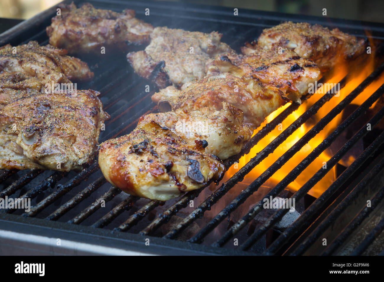 BBQ Chicken on the summer grill Stock Photo - Alamy