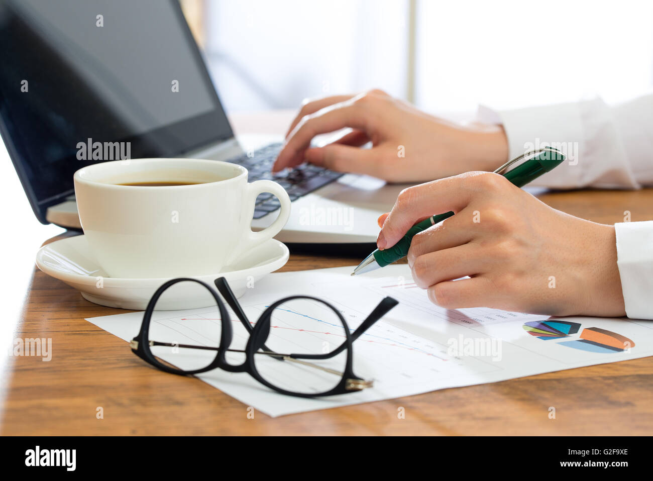 Businesswoman work laptop writing hi-res stock photography and images ...