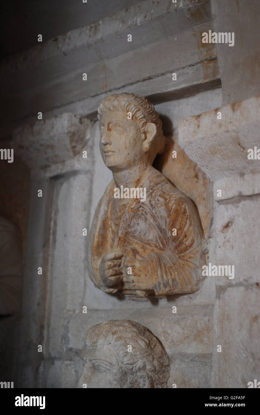 Palmyra - Artabn Tomb, Statues Stock Photo - Alamy