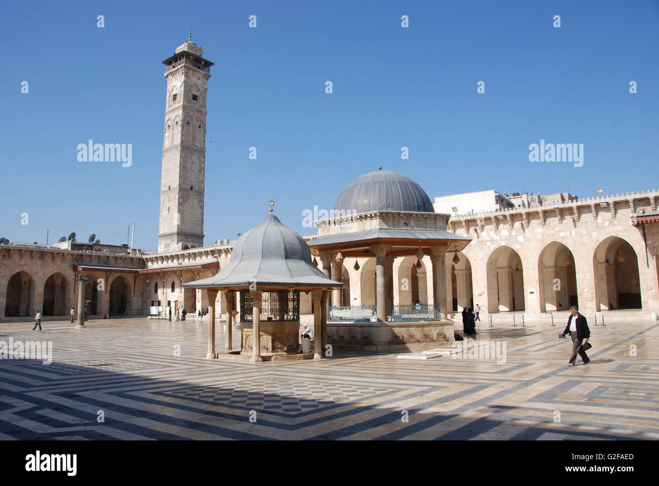 Aleppo - The Great Mosque, Courtyard With Ablution Building Stock Photo ...