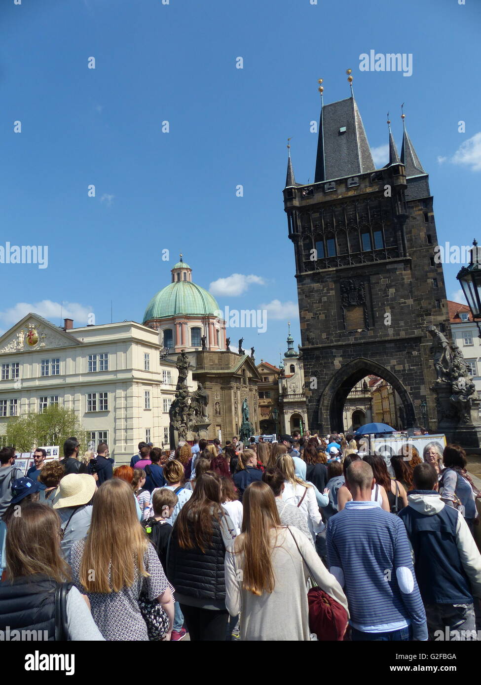Prague, crowds of tourist on Charles Bridge Stock Photo - Alamy