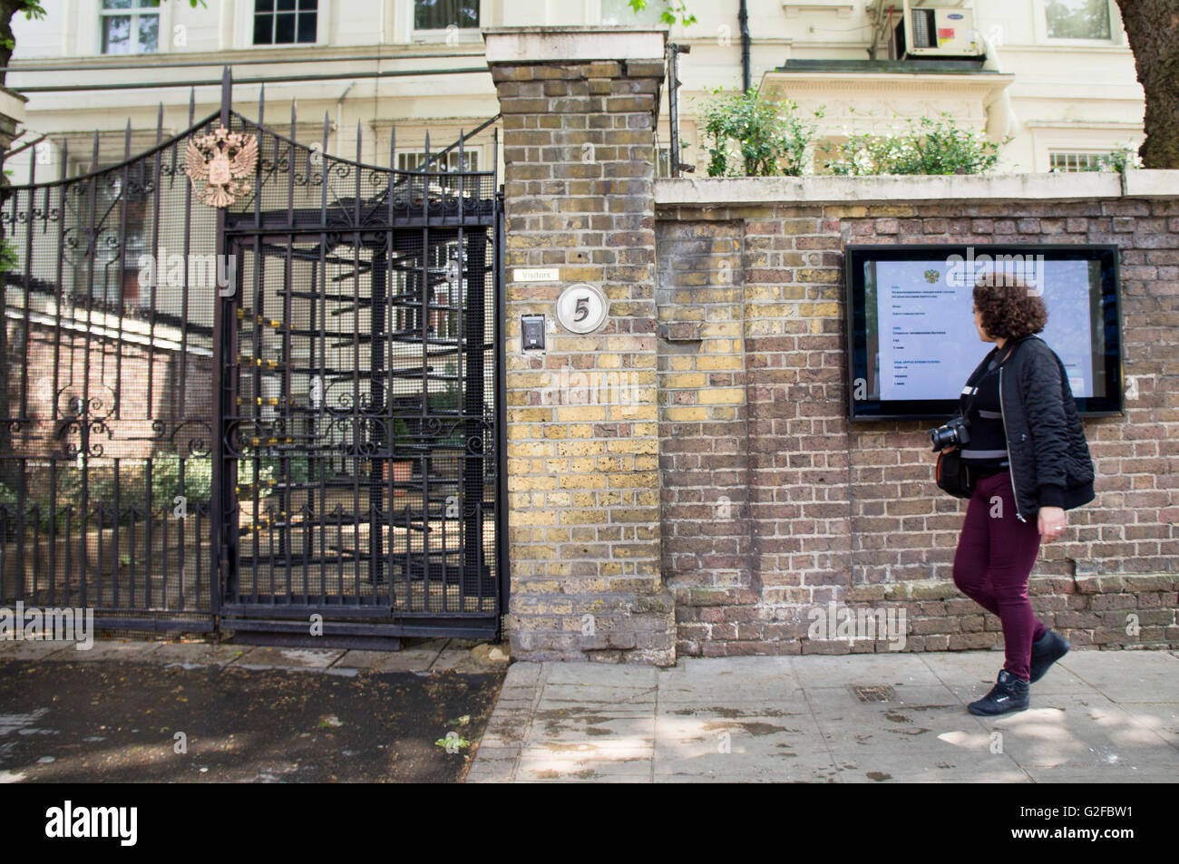 Embassy of russia london hi-res stock photography and images - Alamy
