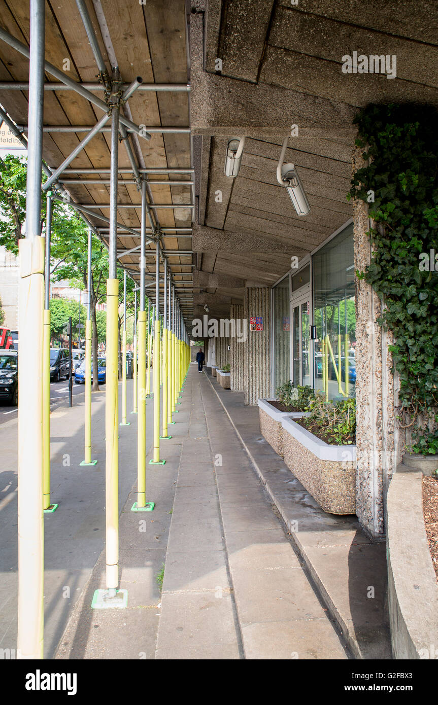 Czech Republic Embassy London, reconstruction, scaffolding, security ...