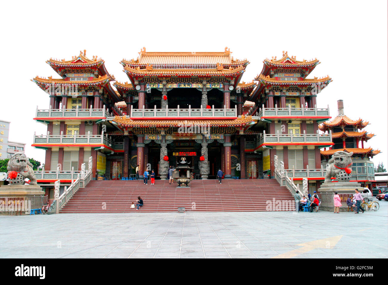 Pingtung temple hi-res stock photography and images - Alamy