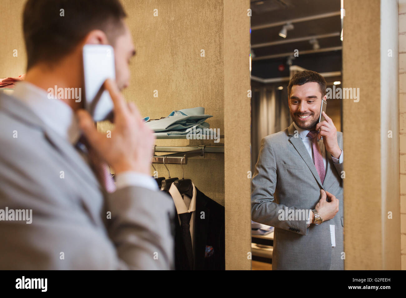 Clothing store mirror hi-res stock photography and images - Alamy