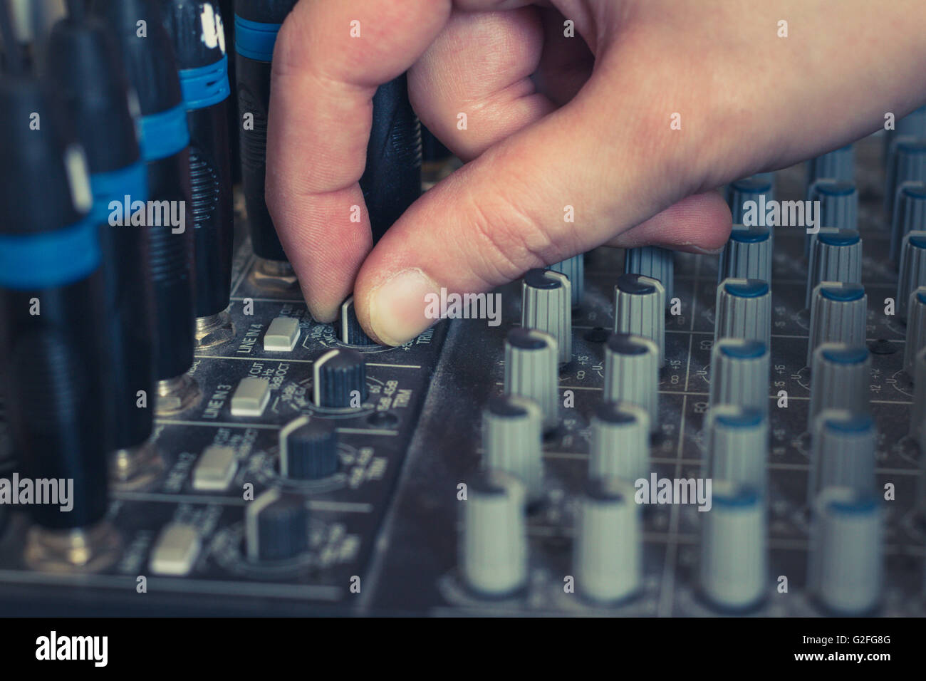 Vintage recording studio equipment hi-res stock photography and images ...