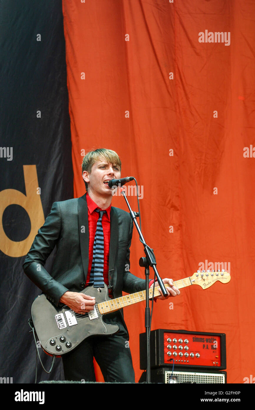 Franz Ferdinand performing at the Reading Festival 2004, Reading ...