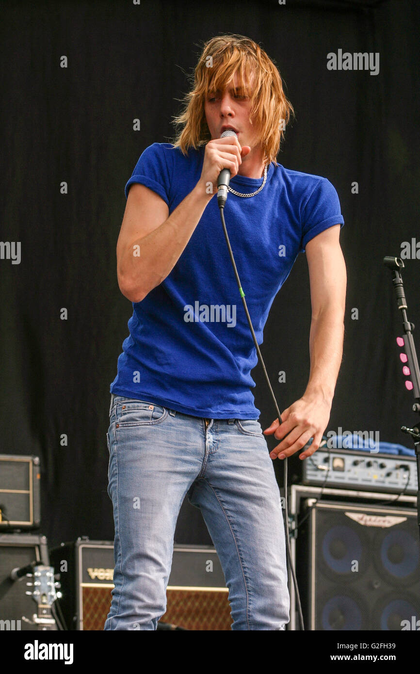 Razorlight performing at the Reading Festival 2004, Reading, England ...