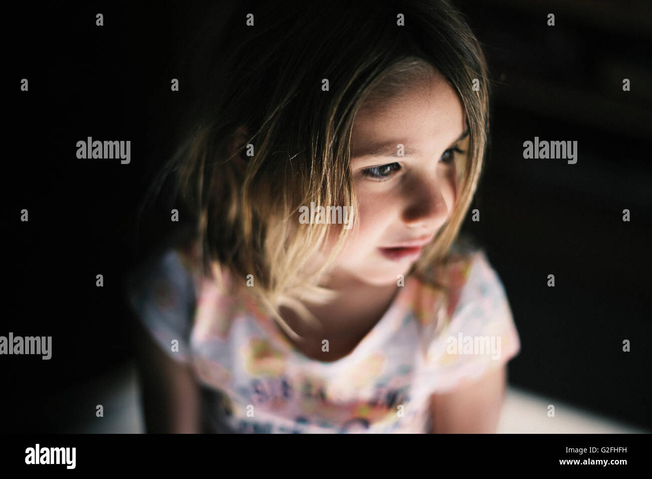 Only child and sad hi-res stock photography and images - Alamy