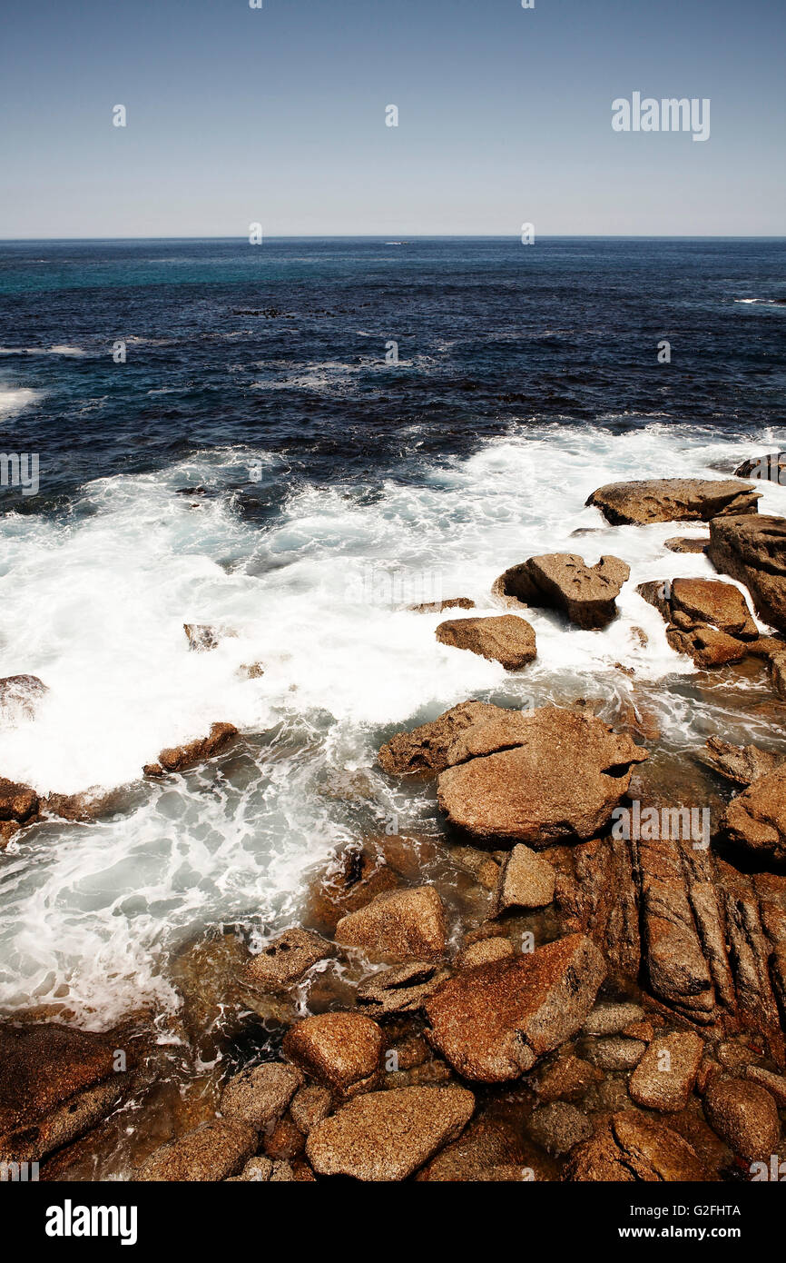 Ocean and Rocky Coast Stock Photo - Alamy