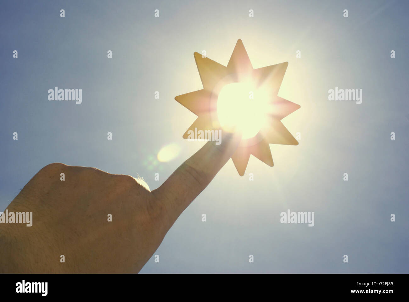 Plastic sun hi-res stock photography and images - Alamy