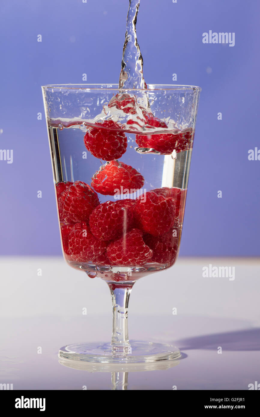 Clear fresh water hi-res stock photography and images - Alamy