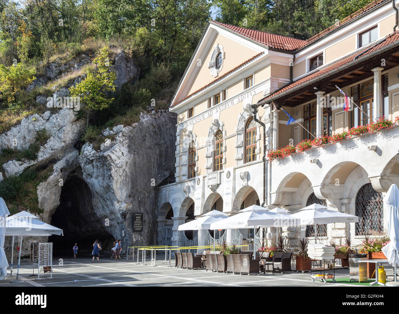 Cave entrance, Postojna, Slovenia Stock Photo - Alamy