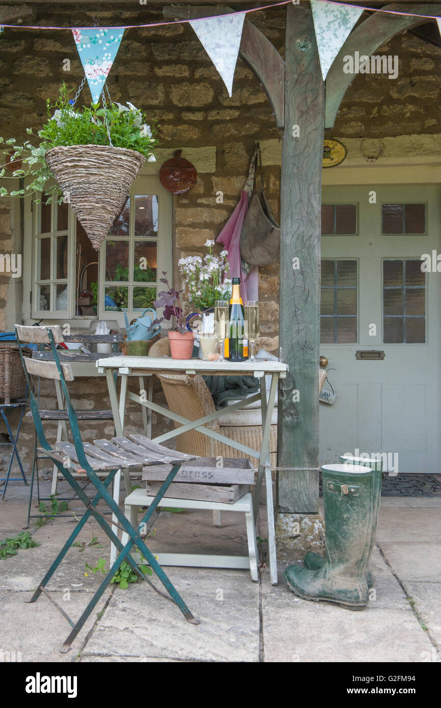 The porch of an English country garden Stock Photo - Alamy