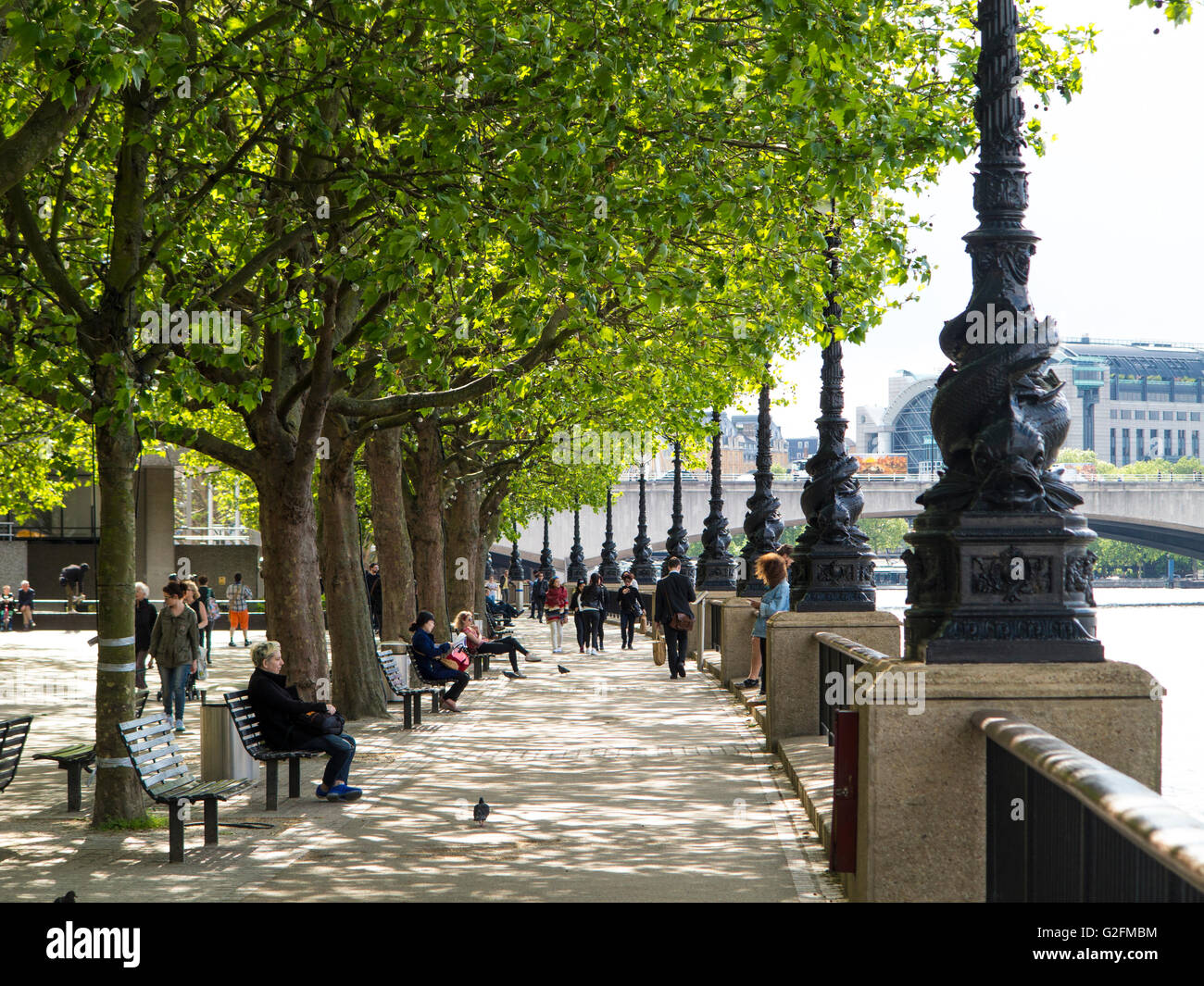 summer on the South Bank in central London Stock Photo - Alamy