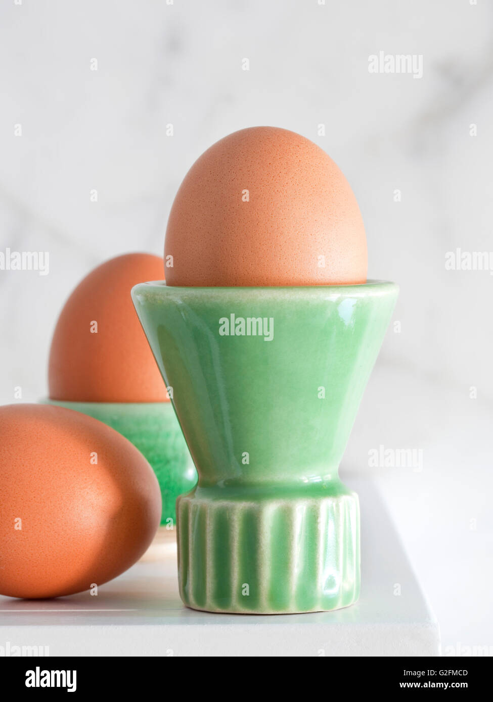 Egg in shell hi-res stock photography and images - Alamy