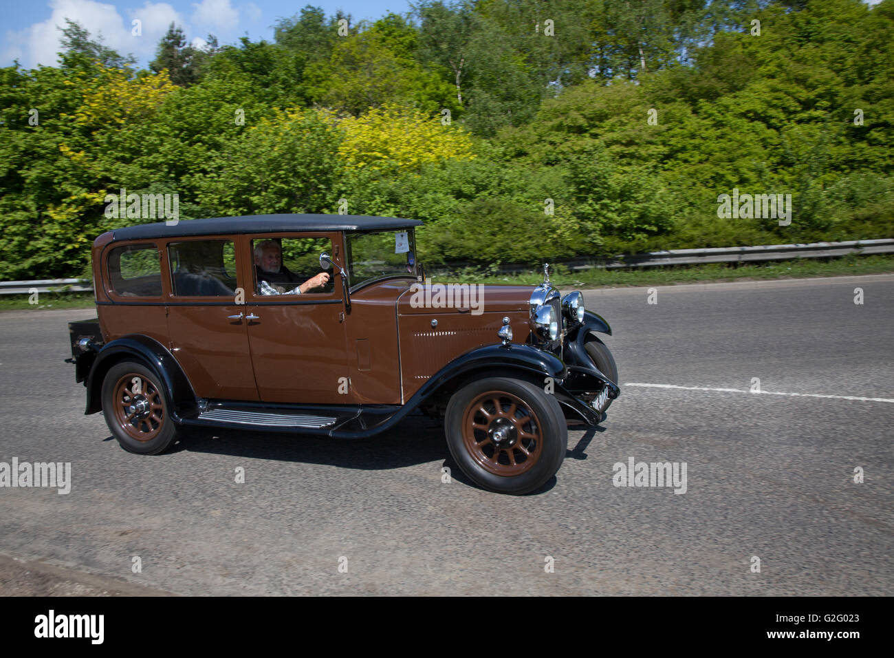 Pre-war blue Hillman 14 (1925-30) Engine 1954cc of 35 bhp S4 SV at ...