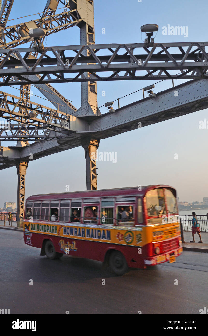Howrah bridge sunset hi-res stock photography and images - Alamy
