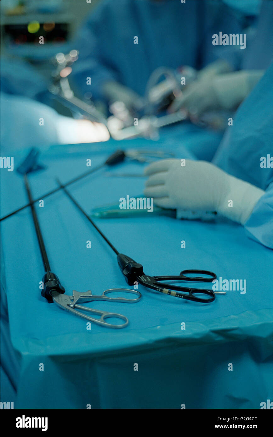 Doctors instruments hi-res stock photography and images - Alamy