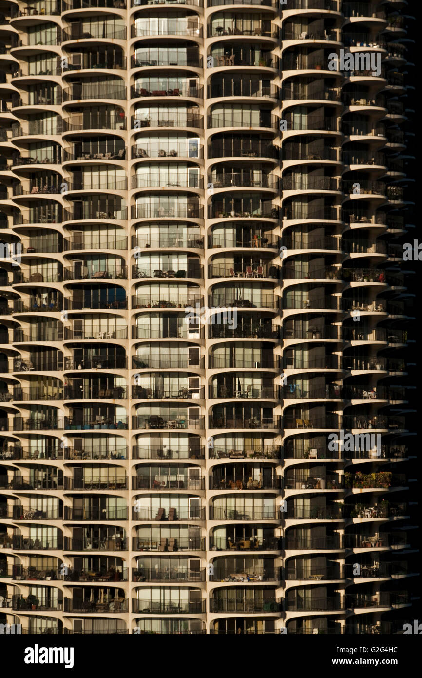 Curved Building and Balconies, Chicago, Illinois, USA Stock Photo - Alamy