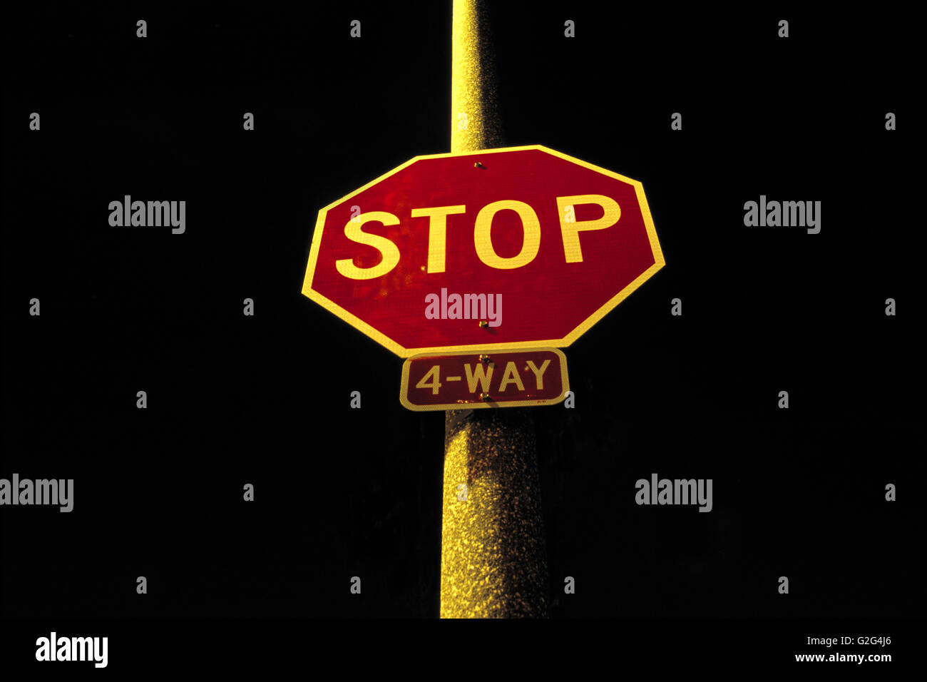 Stop Sign at Night Stock Photo - Alamy