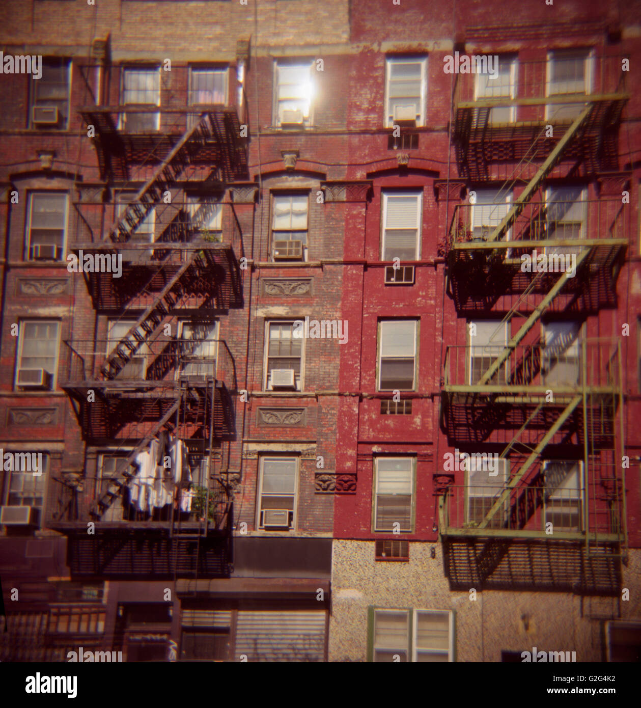 Fire escapes hi-res stock photography and images - Alamy