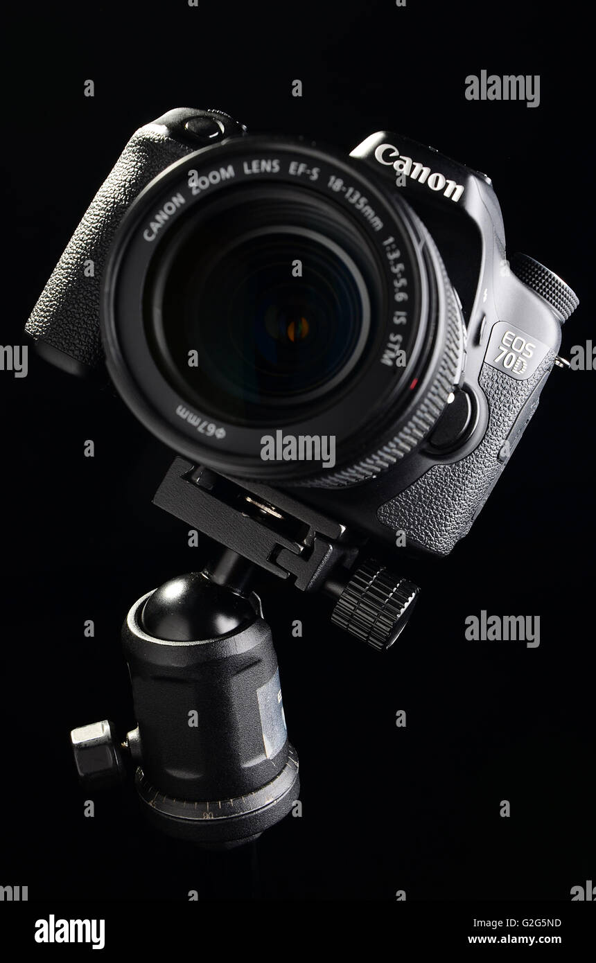 Zoom factor hi-res stock photography and images - Alamy