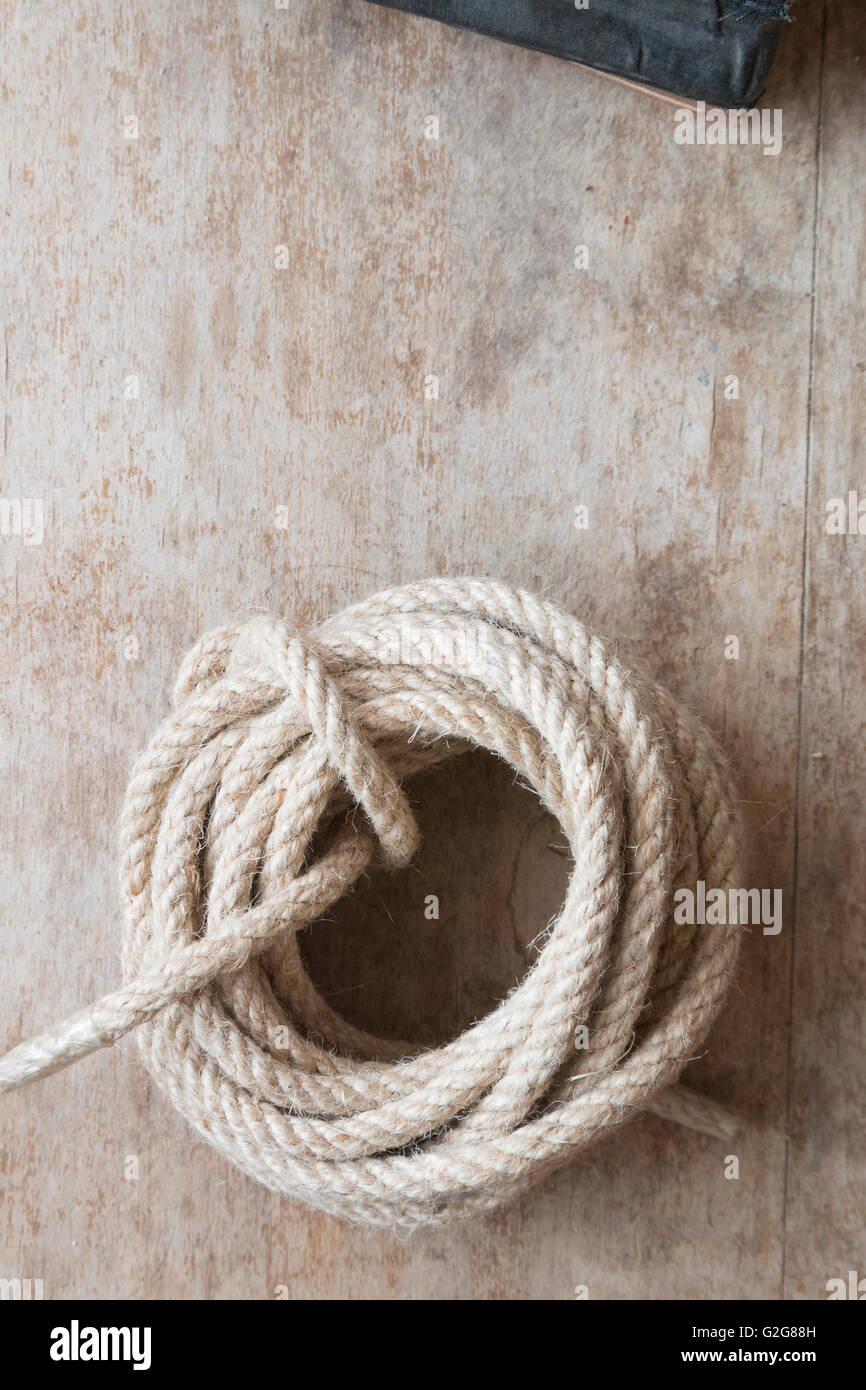 Table rope hi-res stock photography and images - Alamy