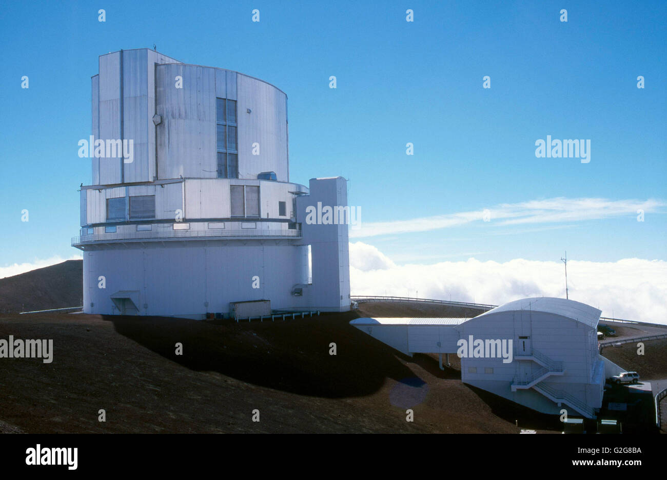 8 2 meter telescope hi-res stock photography and images - Alamy