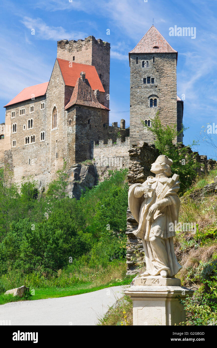 Burg Hardegg Castle, Thayatal National Park, Hardegg, Waldviertel ...