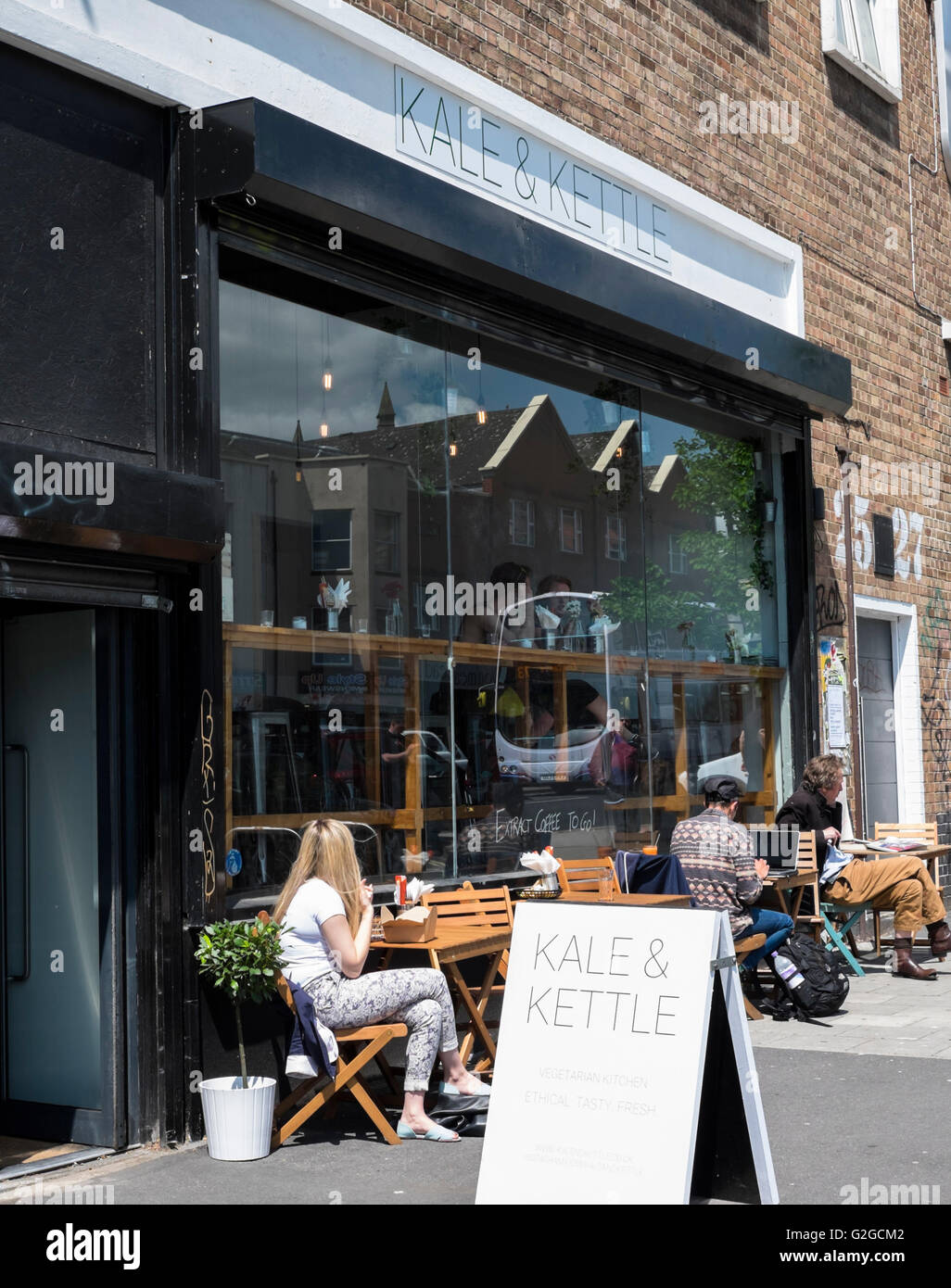Stokes croft cafe hi-res stock photography and images - Alamy