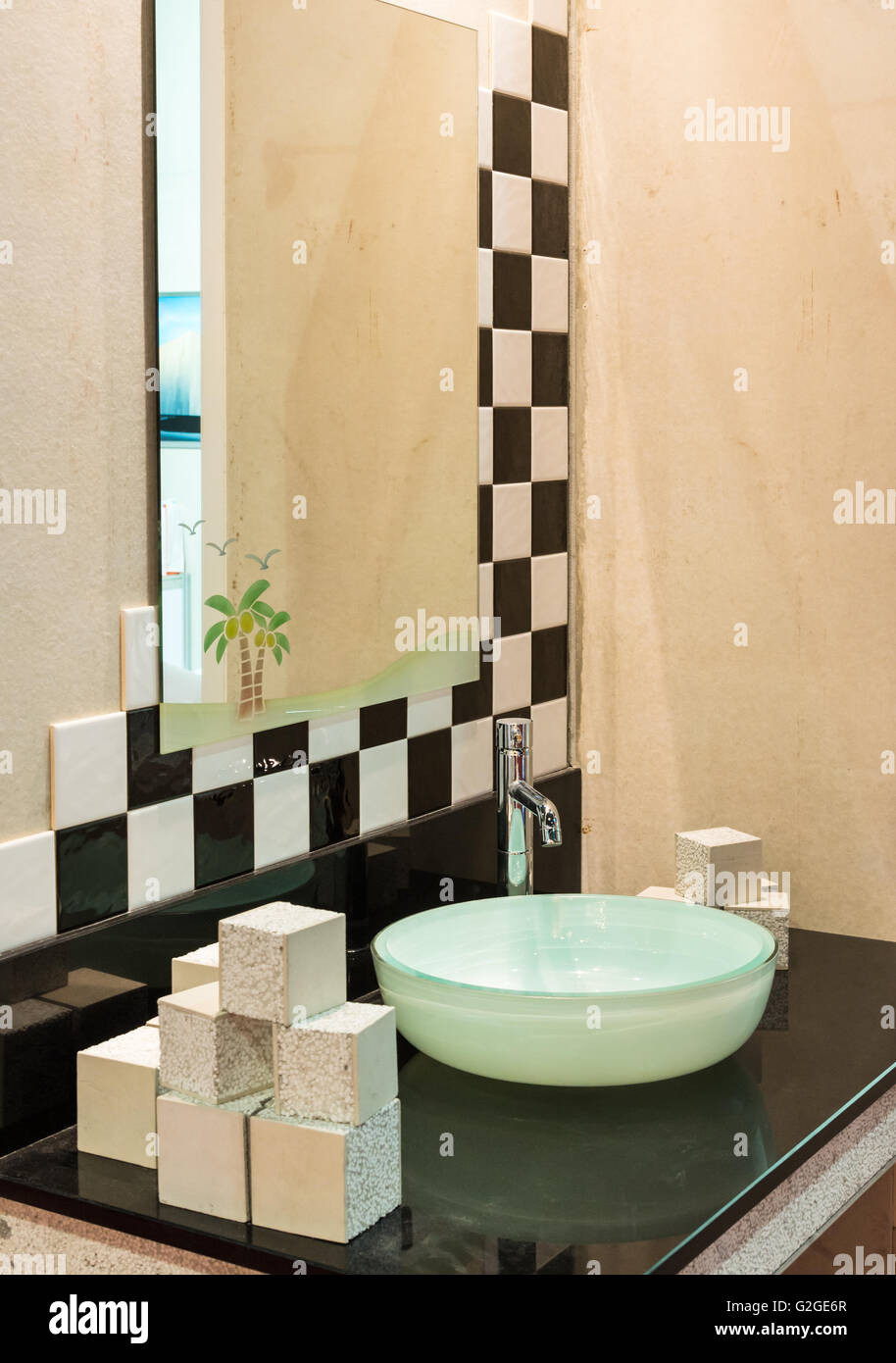 Sample counter hi-res stock photography and images - Alamy