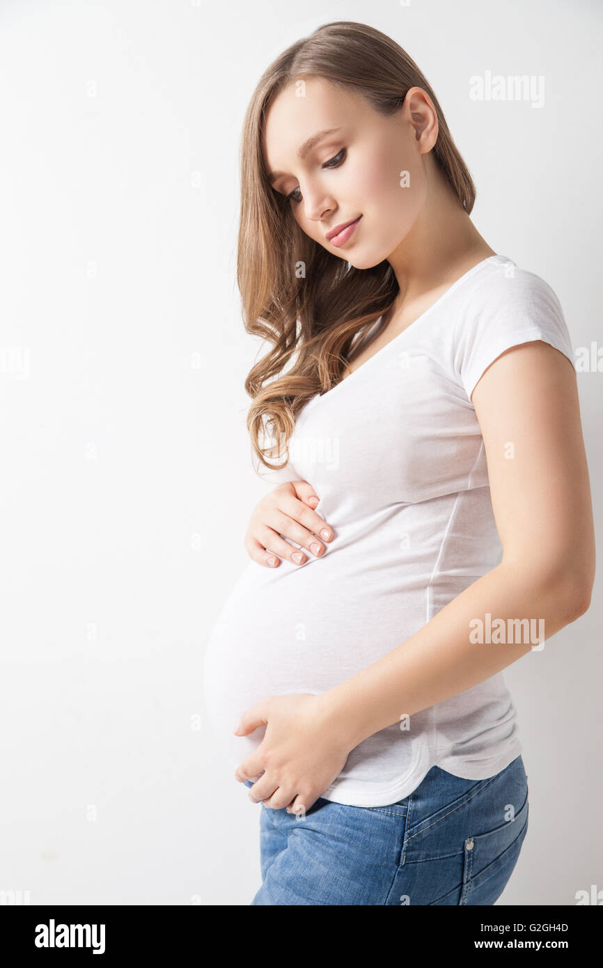 Beautiful woman expecting baby Stock Photo - Alamy