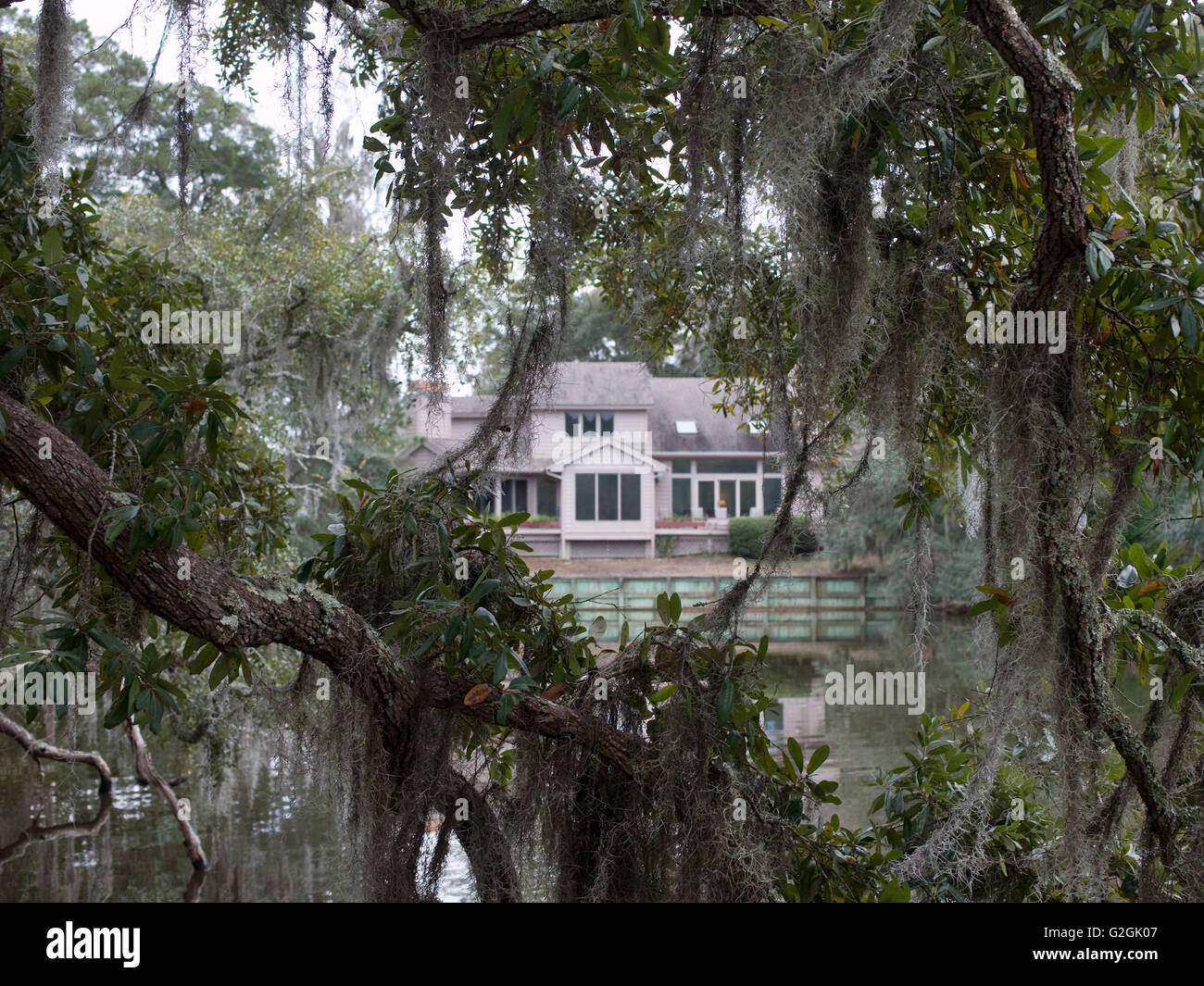 What is seen and what is hi-res stock photography and images - Alamy