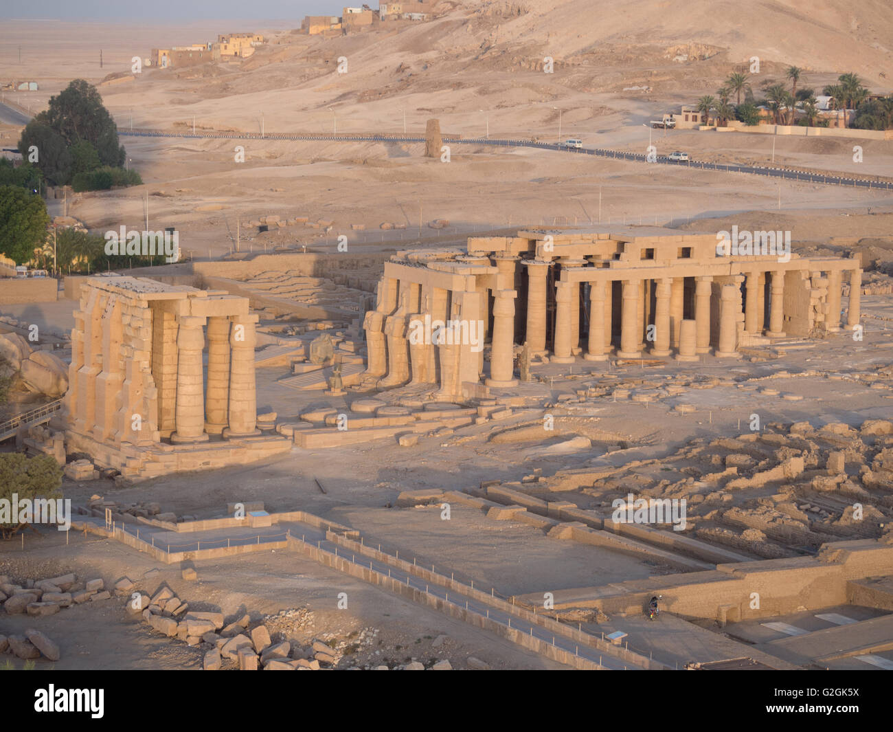 The Ramesseum, Mortuary temple of Ramses II Stock Photo - Alamy