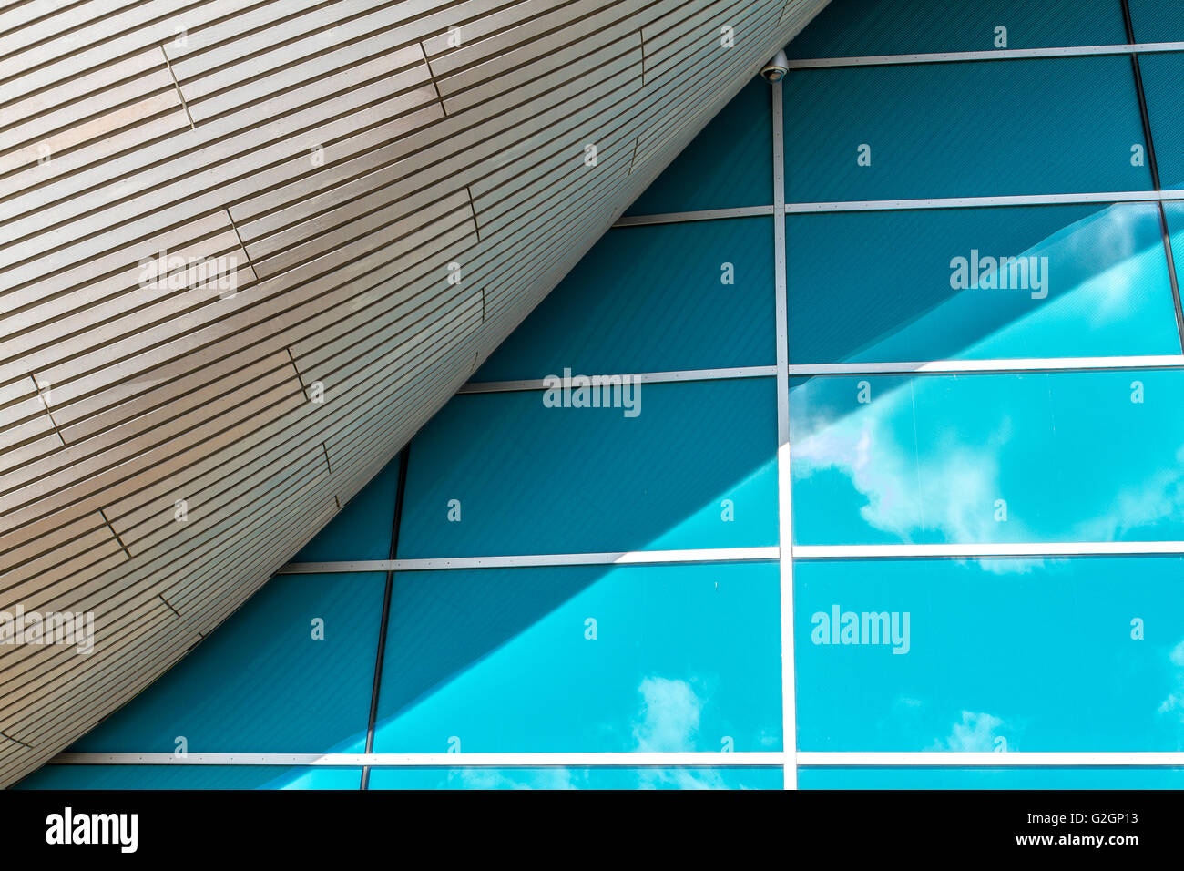 The London Aquatic Centre roof at The Olympic Park in Stratford ...