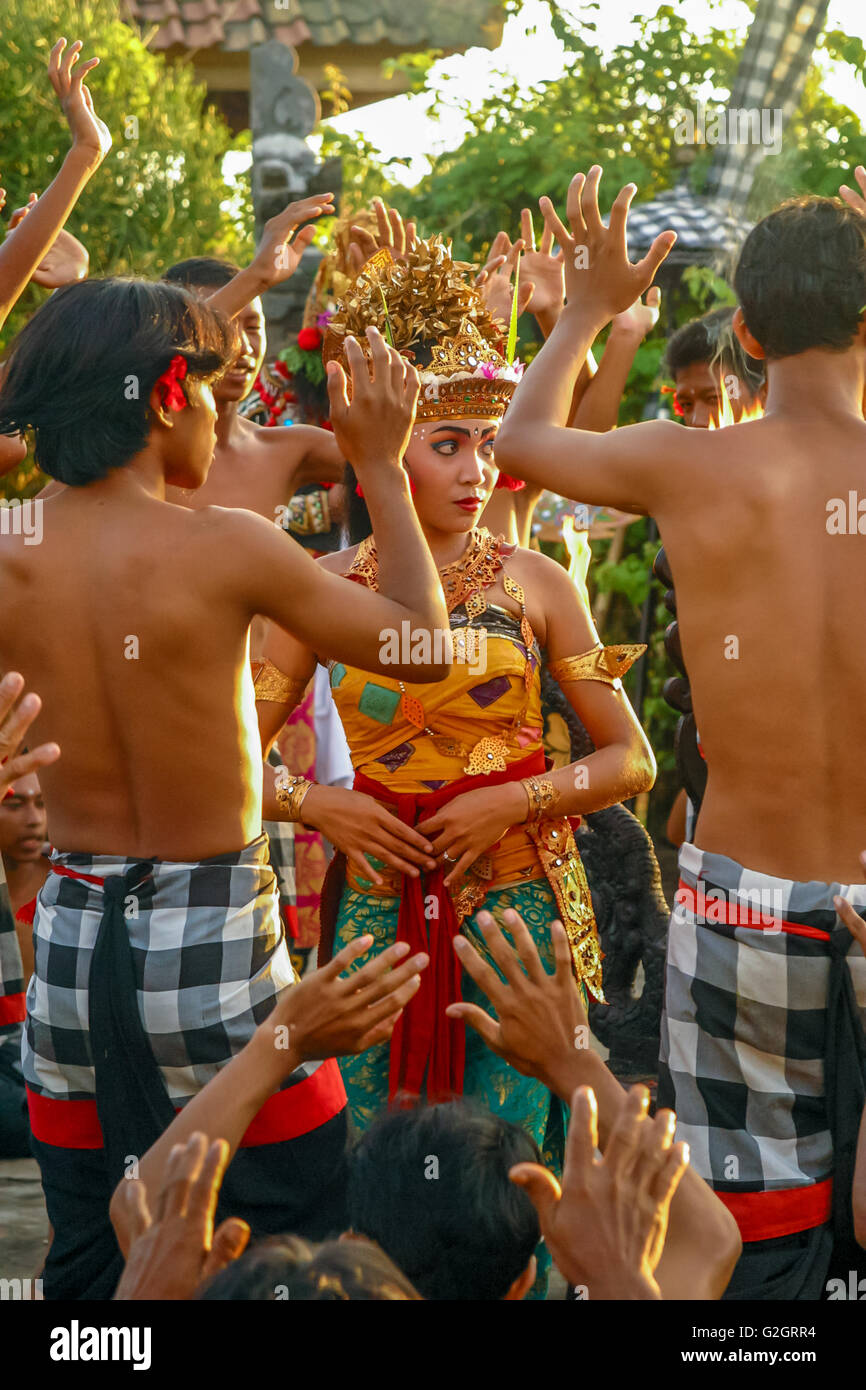 Indonesia Bali Uluwatu Dancers performing the spectacular Kecak dance ...