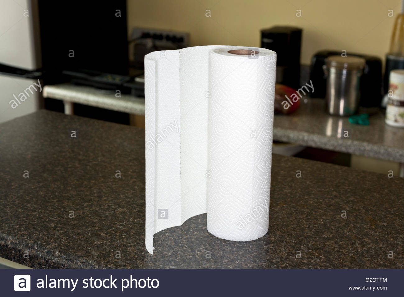 Paper Towel Dispenser Stock Photos & Paper Towel Dispenser Stock Images ...