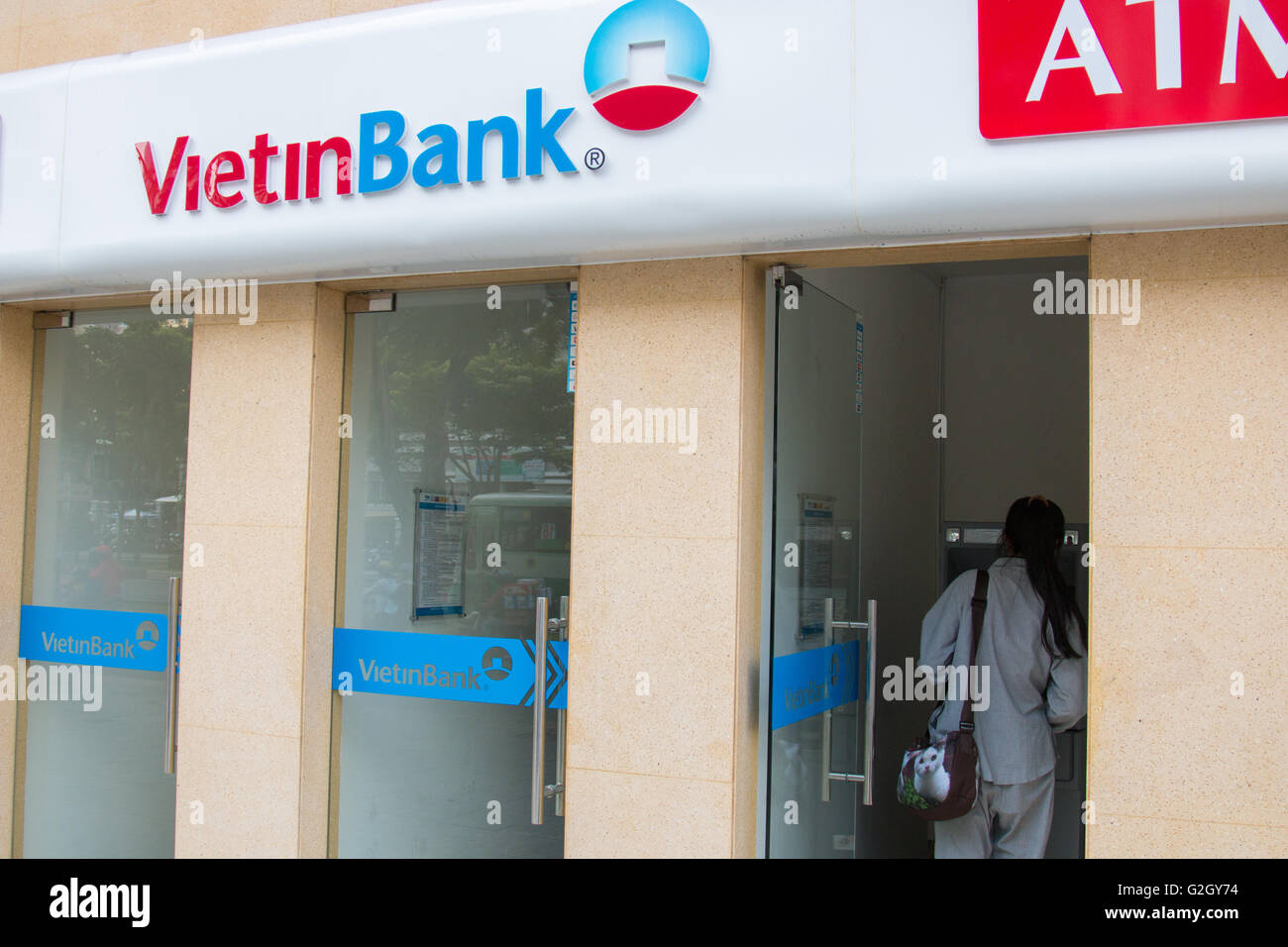 Bank atm hi-res stock photography and images - Alamy Bank atm hi-res stock photography and images - Alamy
