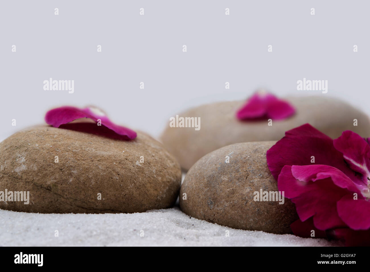 Rose stones hi-res stock photography and images - Alamy