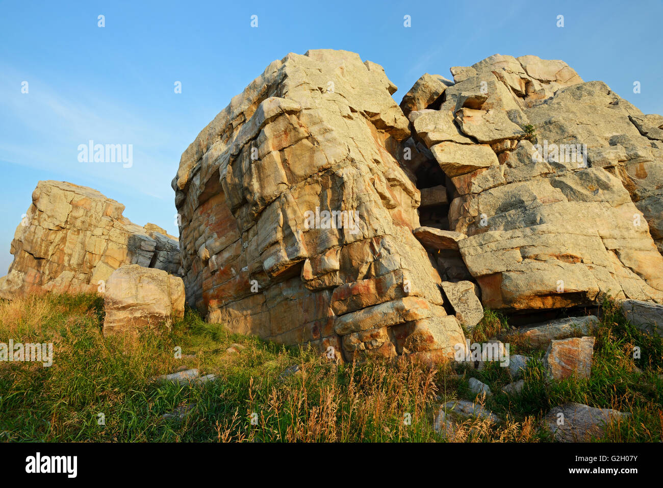 Glacial eratic hi-res stock photography and images - Alamy