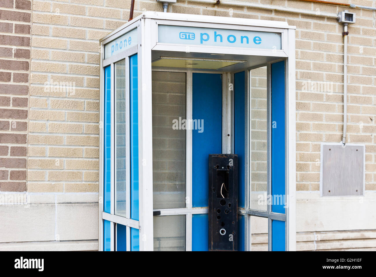Logansport, IN - Circa March 2016: Abandoned GTE Phone Booth I Stock ...