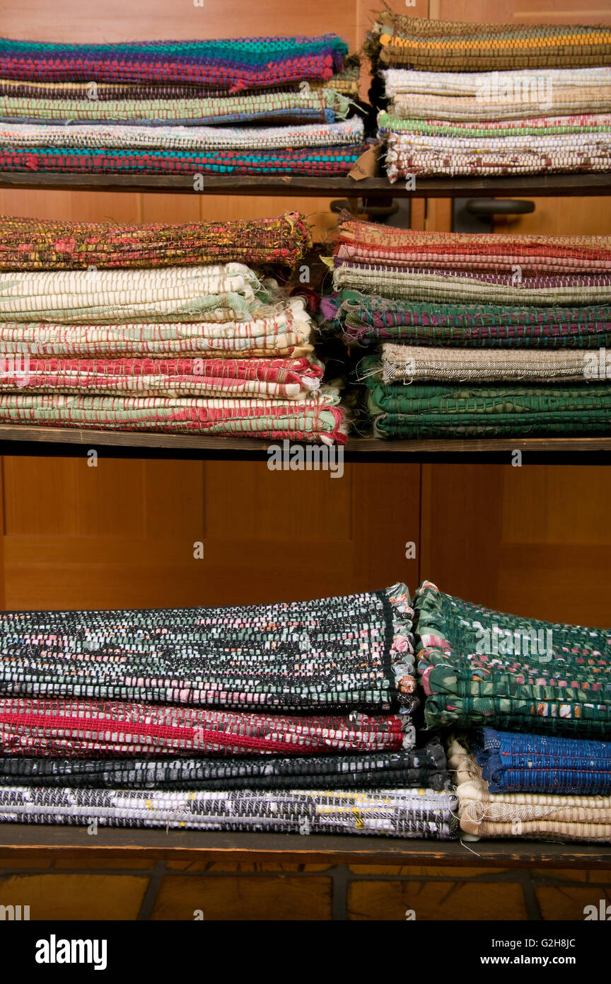Rag rugs hi-res stock photography and images - Alamy