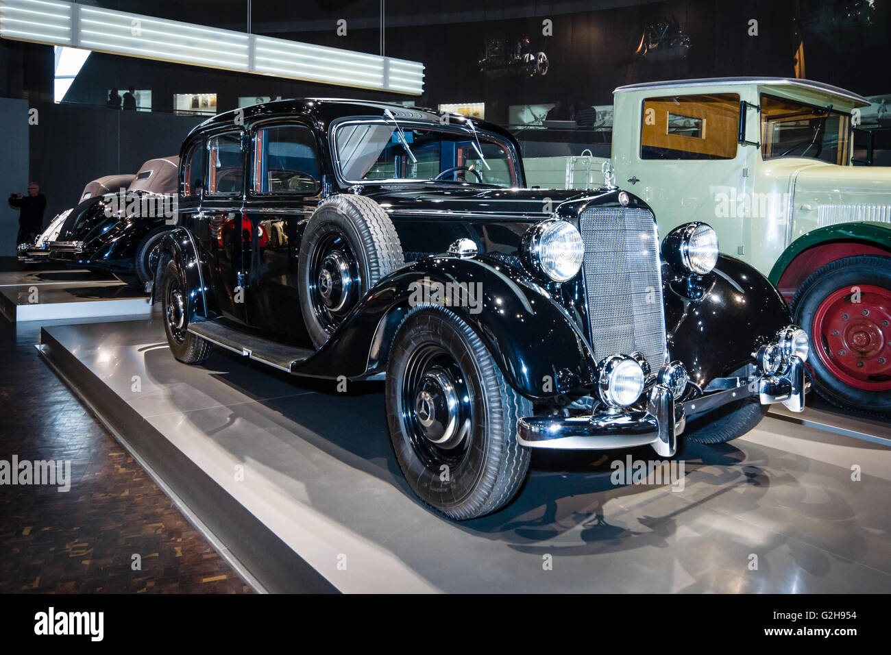 Mercedes benz 260d hi-res stock photography and images - Alamy